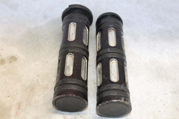 Aftermarket Grips (2) TBW Black HARLEY DAVIDSON 56304-08 – Midwest Moto ...