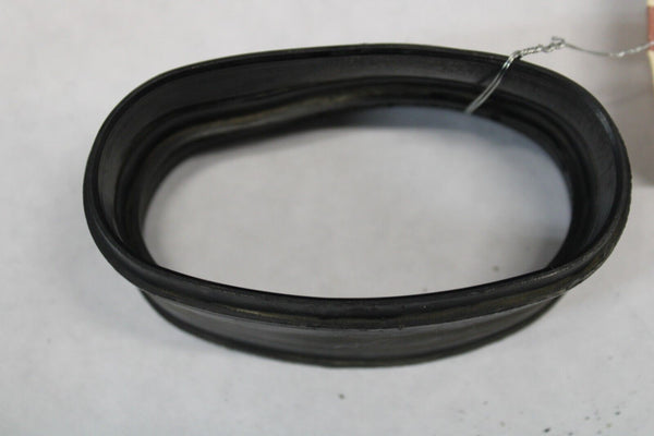 AIR CLEANER CONNECTING TUBE 17255-ME9-000 1983 Honda VT750C Shadow ...